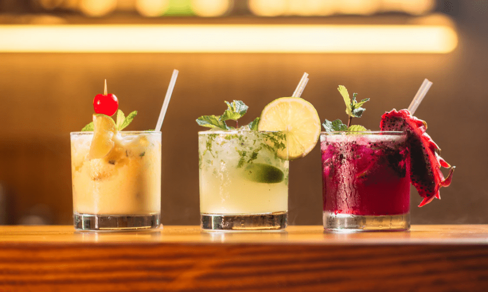 5 Delicious Wine Cocktails To Try This Christmas 2020 - Lemony Blog
